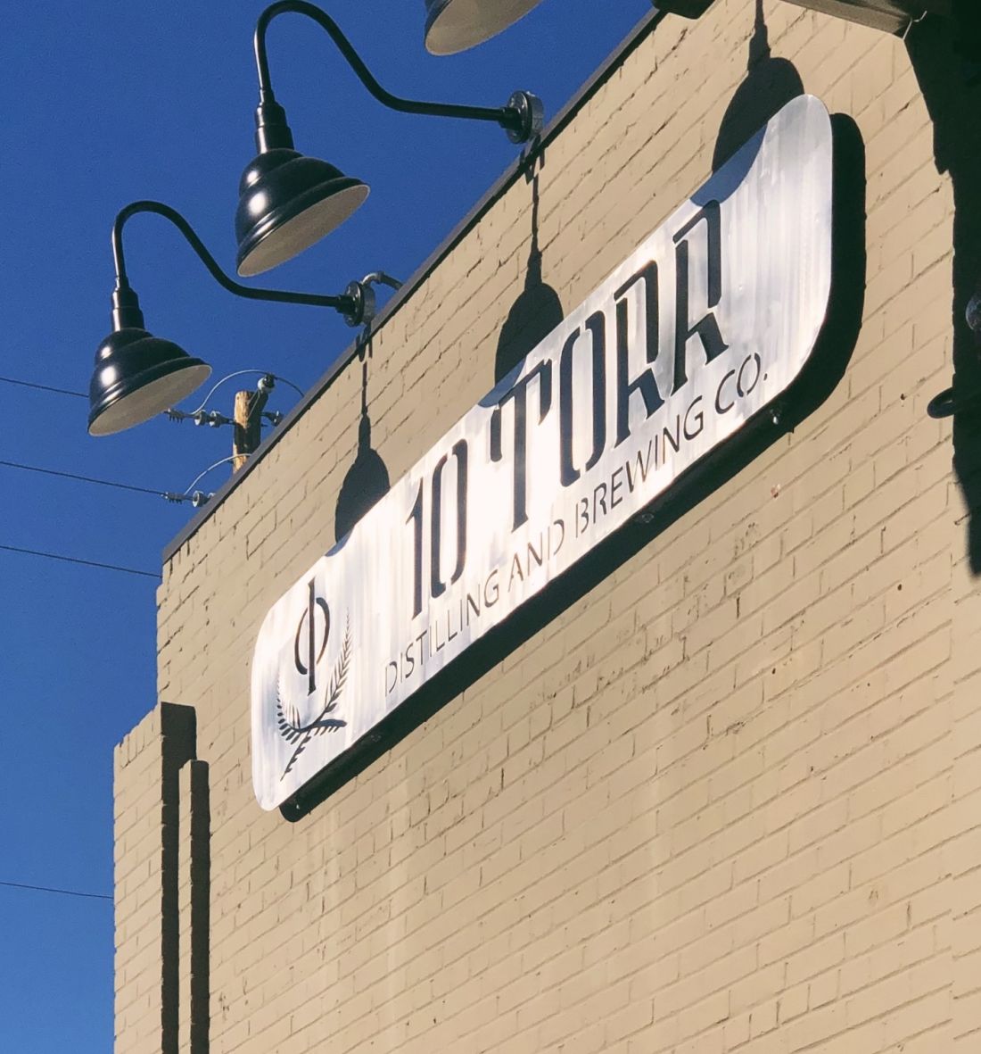 10 Torr Distilling & Brewing | Reno Tahoe Carson